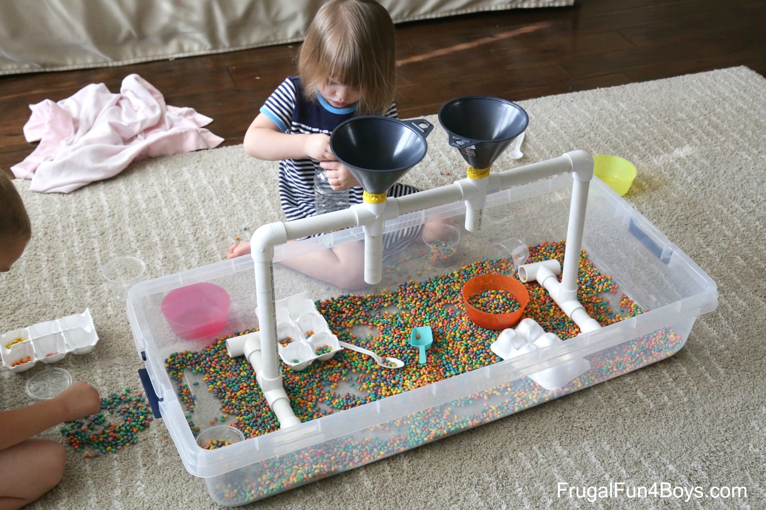 Quick Tips For Filling And Pouring With Preschoolers quick-tips-for-filling-and-pouring-with-preschoolers